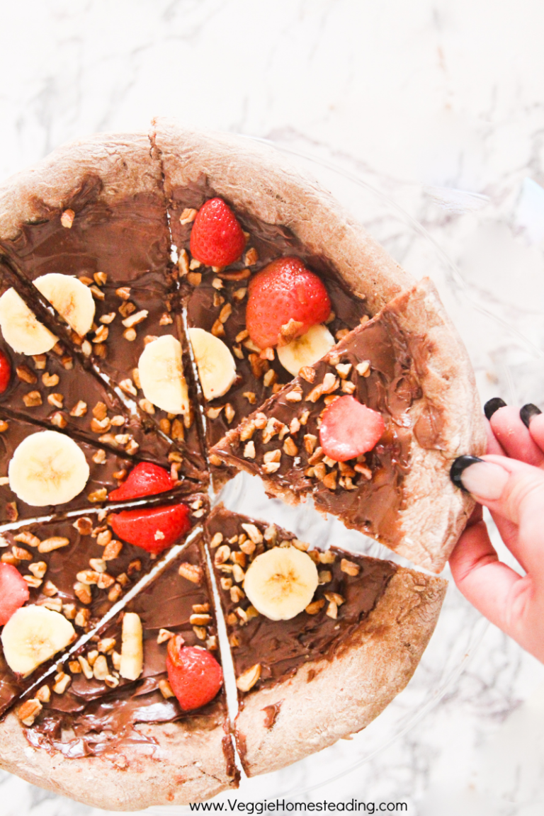Nutella Pizza Recipe: A Delicious Sweet Twist on Classic Pizza - Veggie Homesteading