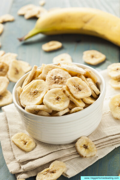 How to Perfectly Dehydrate Bananas - Veggie Homesteading